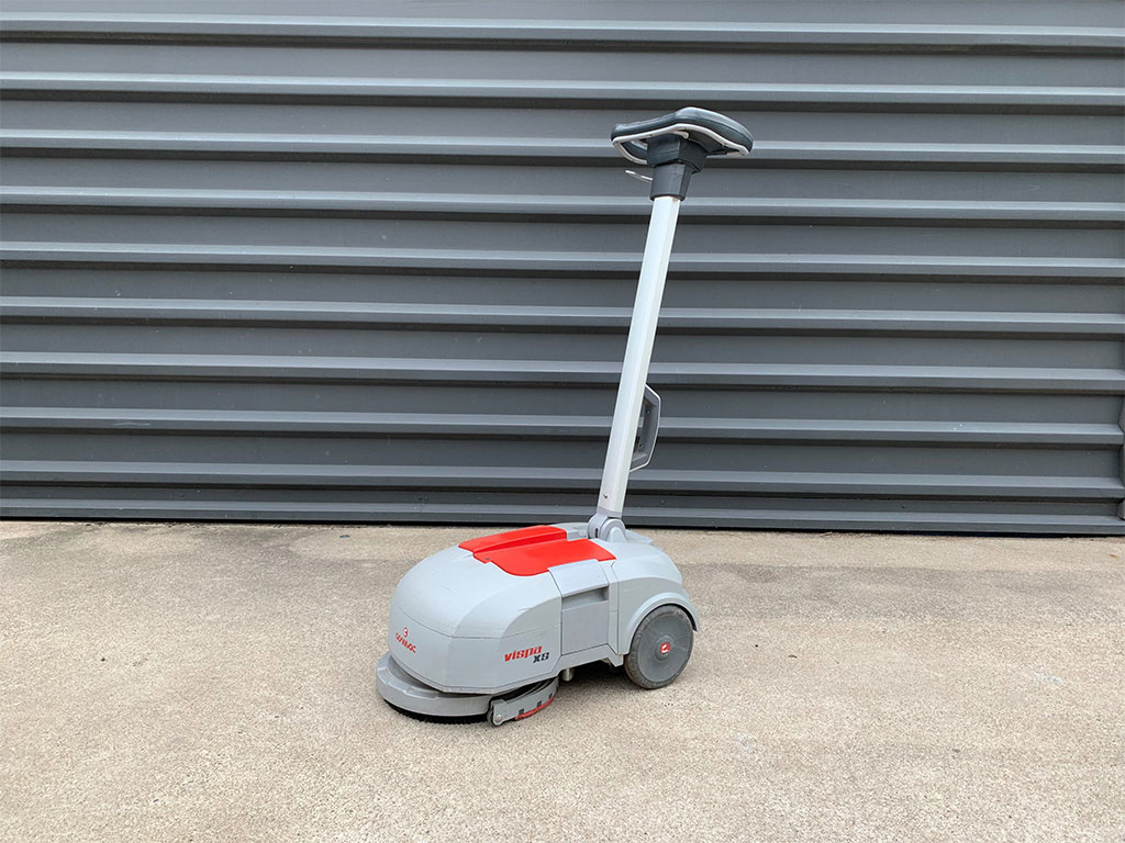 Schrobmachine comac vispa XS - Verhagen Leiden