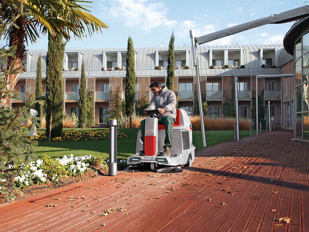 Veegmachine Comac CS60